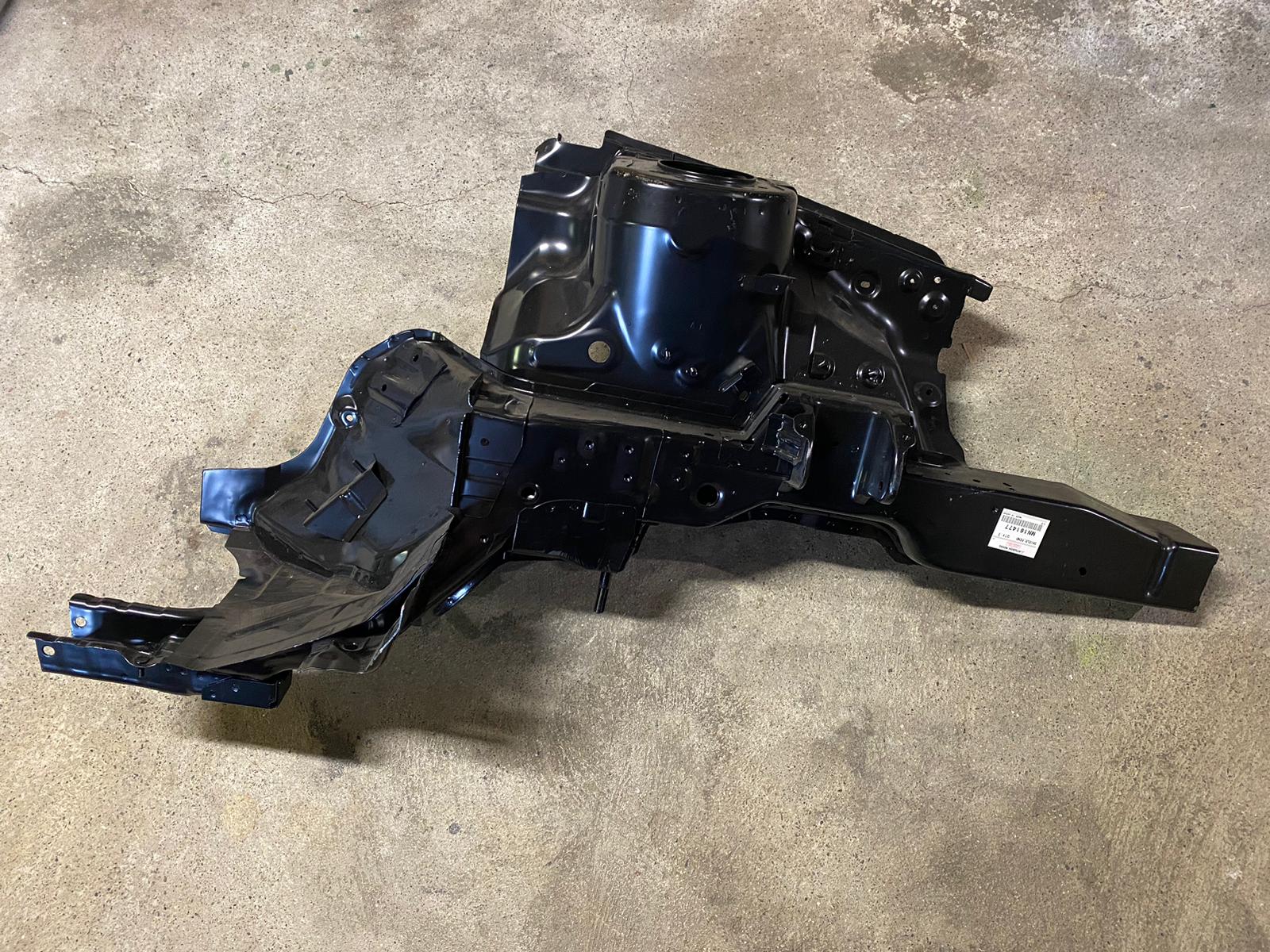 MN161477 Longeron avant gauche complet AVG E7-9 - CS Motorsport