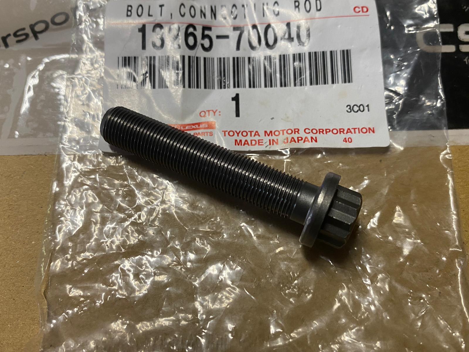 13265-70040 Vis de bielle moteur GR Yaris (13265) - CS Motorsport